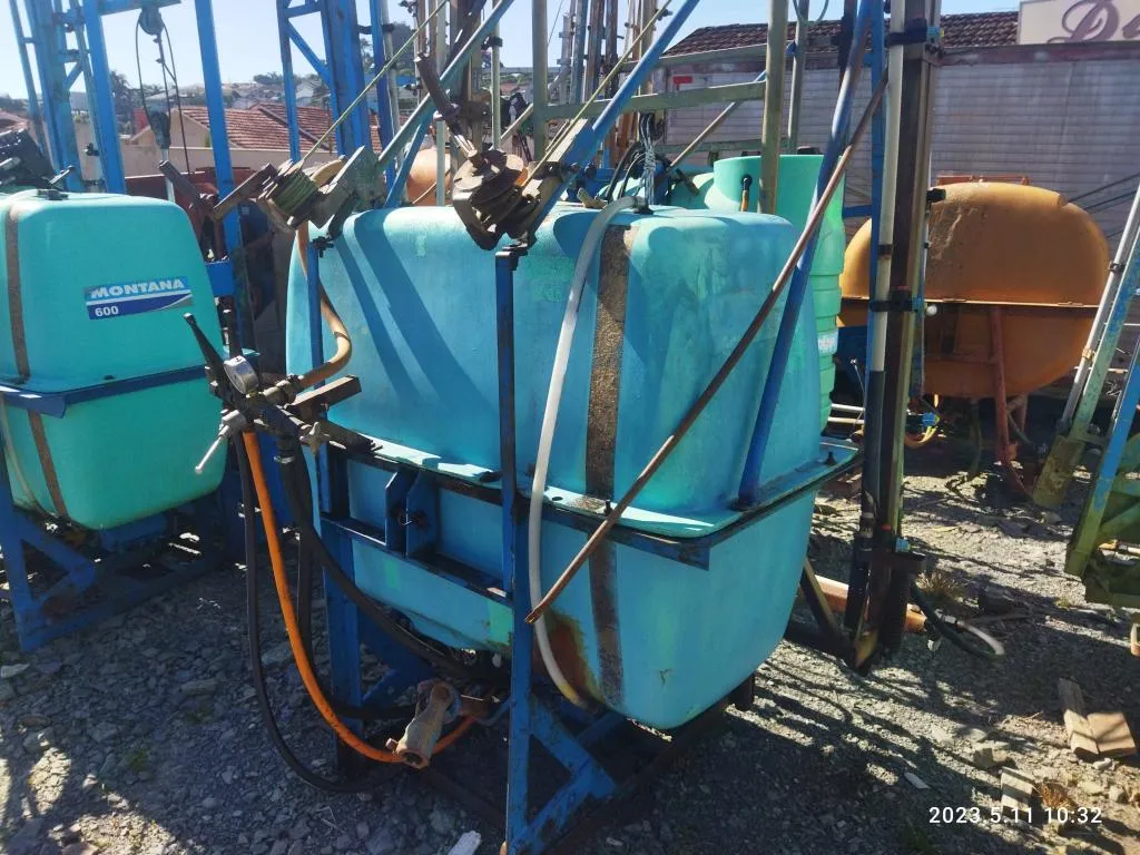 PULVERIZADOR MANUAL DE BARRAS 600 LITROS MONTANA | Agro22